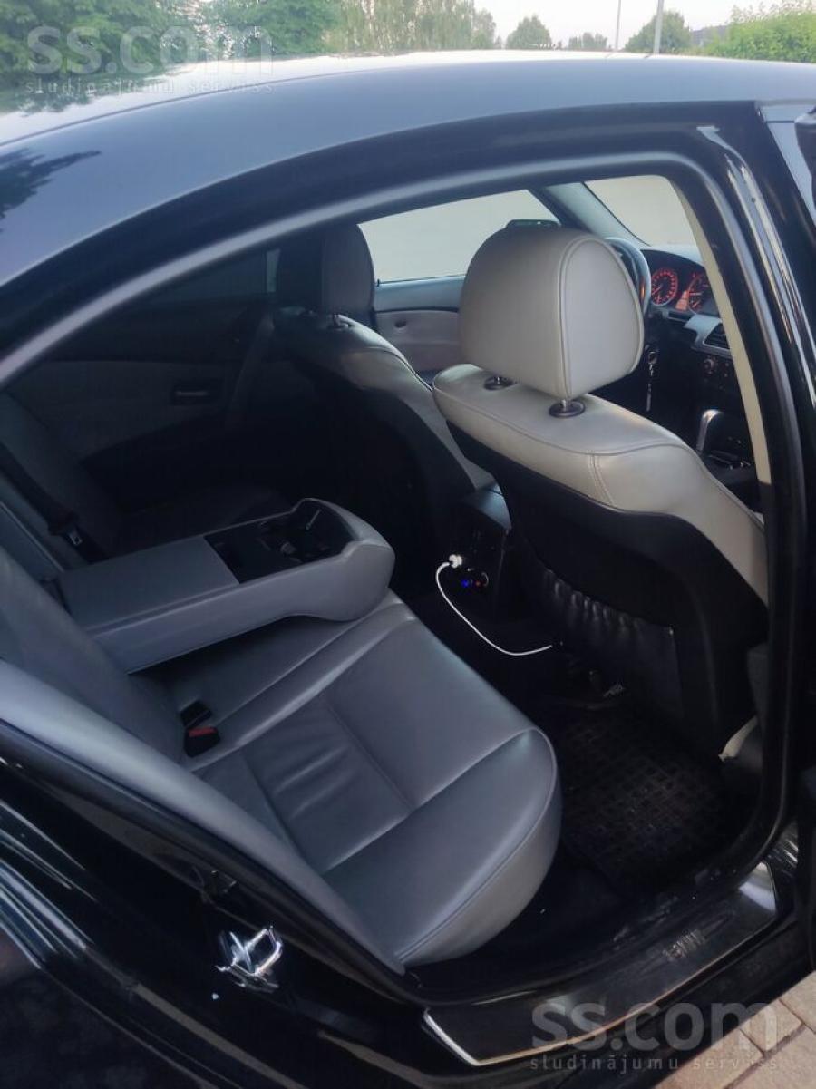 Melns BMW 535 2005 Rīga, ar dzinēja tilpumu 3.00 L un nobraukumu 417 tūkst. km par 4700 €, foto 16 vietnē AUTOMOTO.COM.LV