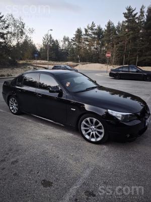 Melns BMW 535 2005 Rīga, ar dzinēja tilpumu 3.00 L un nobraukumu 400 tūkst. km par 5000 €, foto  vietnē AUTOMOTO.COM.LV