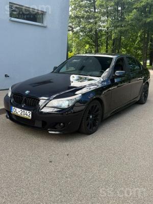 Black BMW 535 2005 in Riga, with an engine capacity of 3.00 L and mileage of 0 thousand km for 5500 €, photo 3 on AUTOMOTO.COM.LV