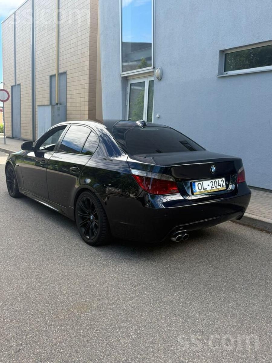 Black BMW 535 2005 in Riga, with an engine capacity of 3.00 L and mileage of 0 thousand km for 5500 €, photo 5 on AUTOMOTO.COM.LV
