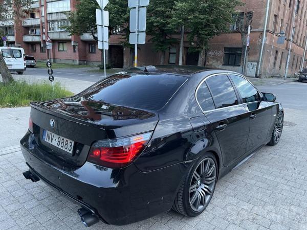 Black BMW 535 2005 in Riga, with an engine capacity of 3.00 L and mileage of 430 thousand km for 5990 €, photo 4 on AUTOMOTO.COM.LV