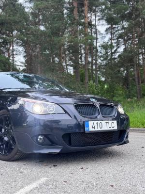 Melns BMW 535 2005 Tallina, ar dzinēja tilpumu 0.00 L un nobraukumu 0 tūkst. km par 7700 €, foto 26 vietnē AUTOMOTO.COM.LV