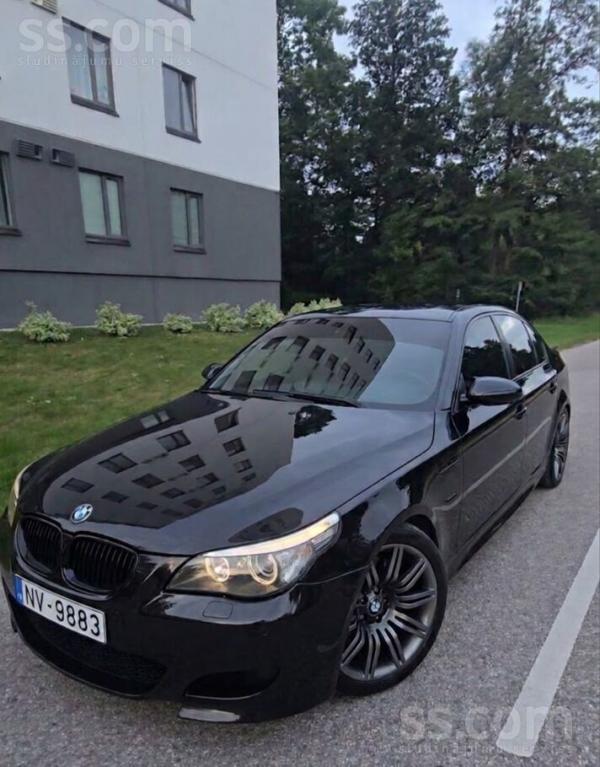 Black BMW 535 2005 in Riga, with an engine capacity of 3.00 L and mileage of 0 thousand km for 4790 €, photo 3 on AUTOMOTO.COM.LV