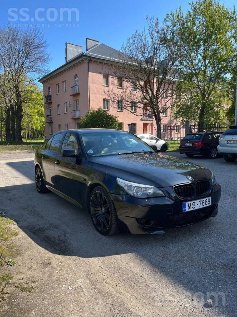 Melns BMW 535 2006 Liepāja, ar dzinēja tilpumu 3.00 L un nobraukumu 345 tūkst. km par 5000 €, foto 4 vietnē AUTOMOTO.COM.LV