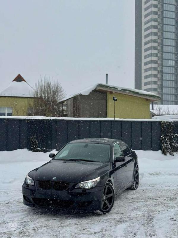Black BMW 535 2006 in Klaipeda, with an engine capacity of 3.50 L and mileage of 450 thousand km for 4000 €, photo 1 on AUTOMOTO.COM.LV