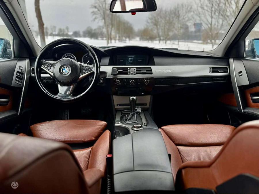 Melns BMW 535 2006 Klaipėda, ar dzinēja tilpumu 3.50 L un nobraukumu 450 tūkst. km par 4000 €, foto 7 vietnē AUTOMOTO.COM.LV
