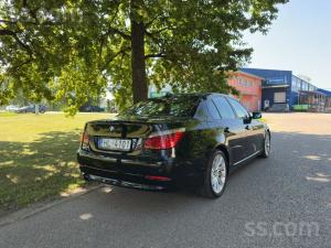 Black BMW 535 2007 in Riga, with an engine capacity of 3.00 L and mileage of 335 thousand km for 6000 €, photo 8 on AUTOMOTO.COM.LV