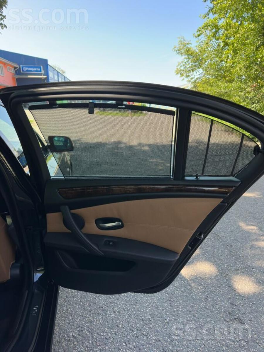 Black BMW 535 2007 in Riga, with an engine capacity of 3.00 L and mileage of 335 thousand km for 6000 €, photo 15 on AUTOMOTO.COM.LV