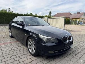 Black BMW 535 2007 in Alytus, with an engine capacity of 3.00 L and mileage of 405 thousand km for 3350 €, photo 3 on AUTOMOTO.COM.LV