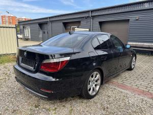 Black BMW 535 2007 in Alytus, with an engine capacity of 3.00 L and mileage of 405 thousand km for 3350 €, photo 5 on AUTOMOTO.COM.LV