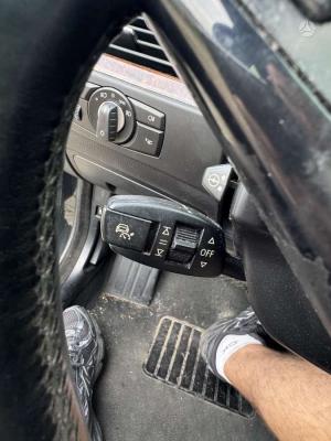 Black BMW 535 2007 in Alytus, with an engine capacity of 3.00 L and mileage of 405 thousand km for 3350 €, photo 17 on AUTOMOTO.COM.LV