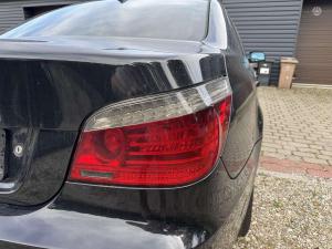 Black BMW 535 2007 in Alytus, with an engine capacity of 3.00 L and mileage of 405 thousand km for 3350 €, photo 24 on AUTOMOTO.COM.LV