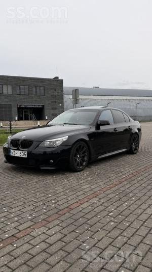 Melns BMW 535 2007 Rīga, ar dzinēja tilpumu 3.00 L un nobraukumu 383 tūkst. km par 9035 €, foto  vietnē AUTOMOTO.COM.LV