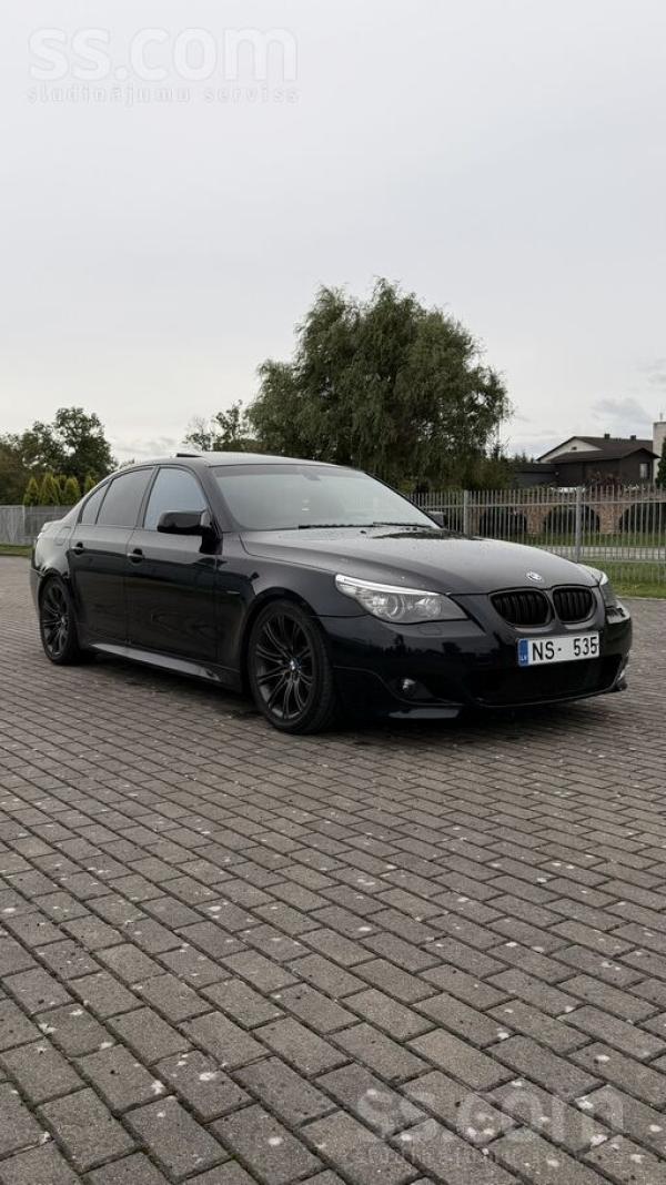 Black BMW 535 2007 in Riga, with an engine capacity of 3.00 L and mileage of 383 thousand km for 9035 €, photo 8 on AUTOMOTO.COM.LV