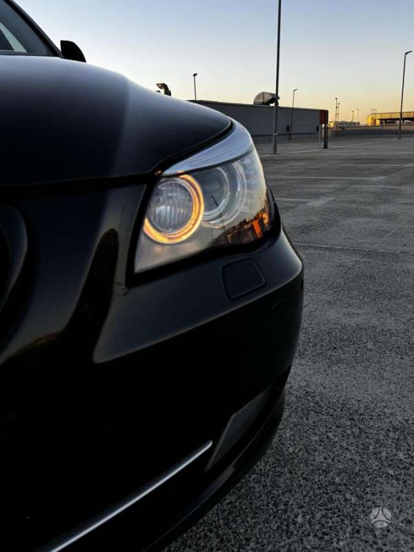 Melns BMW 535 2008 Viļņa, ar dzinēja tilpumu 3.50 L un nobraukumu 270 tūkst. km par 6600 €, foto 4 vietnē AUTOMOTO.COM.LV