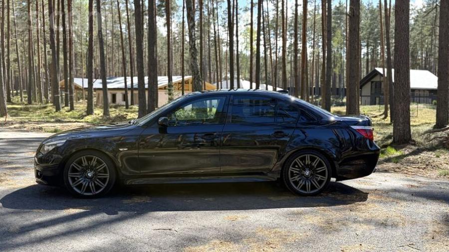 Melns BMW 535 2009 Rīga, ar dzinēja tilpumu 3.00 L un nobraukumu 251 tūkst. km par 9100 €, foto 4 vietnē AUTOMOTO.COM.LV