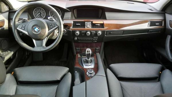 Black BMW 535 2009 in Klaipeda, with an engine capacity of 2.98 L and mileage of 130 thousand km for 7400 €, photo 11 on AUTOMOTO.COM.LV