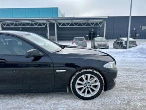 Melns BMW 535 2010 Šauļi, ar dzinēja tilpumu 2.99 L un nobraukumu 245 tūkst. km par 10400 €, foto 4 vietnē AUTOMOTO.COM.LV
