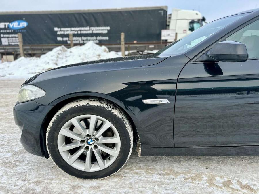 Melns BMW 535 2010 Šauļi, ar dzinēja tilpumu 2.99 L un nobraukumu 245 tūkst. km par 10400 €, foto 11 vietnē AUTOMOTO.COM.LV
