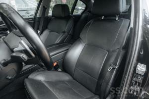 Black BMW 535 2010 in Riga, with an engine capacity of 3.00 L and mileage of 280 thousand km for 12000 €, photo 16 on AUTOMOTO.COM.LV