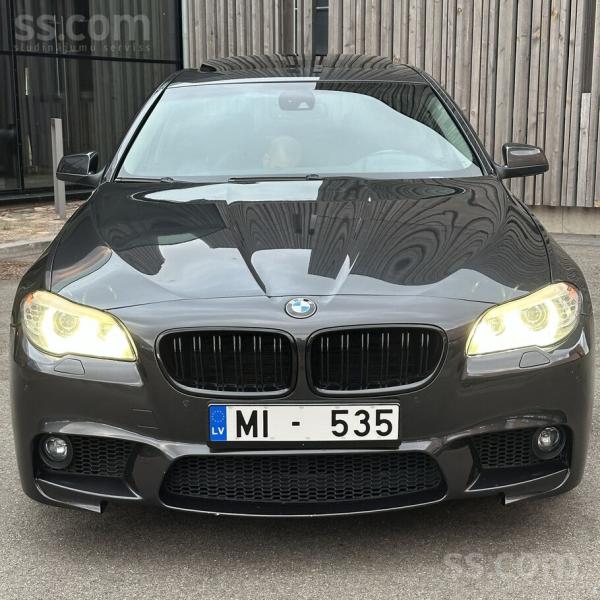 Black BMW 535 2011 in Riga, with an engine capacity of 3.00 L and mileage of 229 thousand km for 8700 €, photo 3 on AUTOMOTO.COM.LV