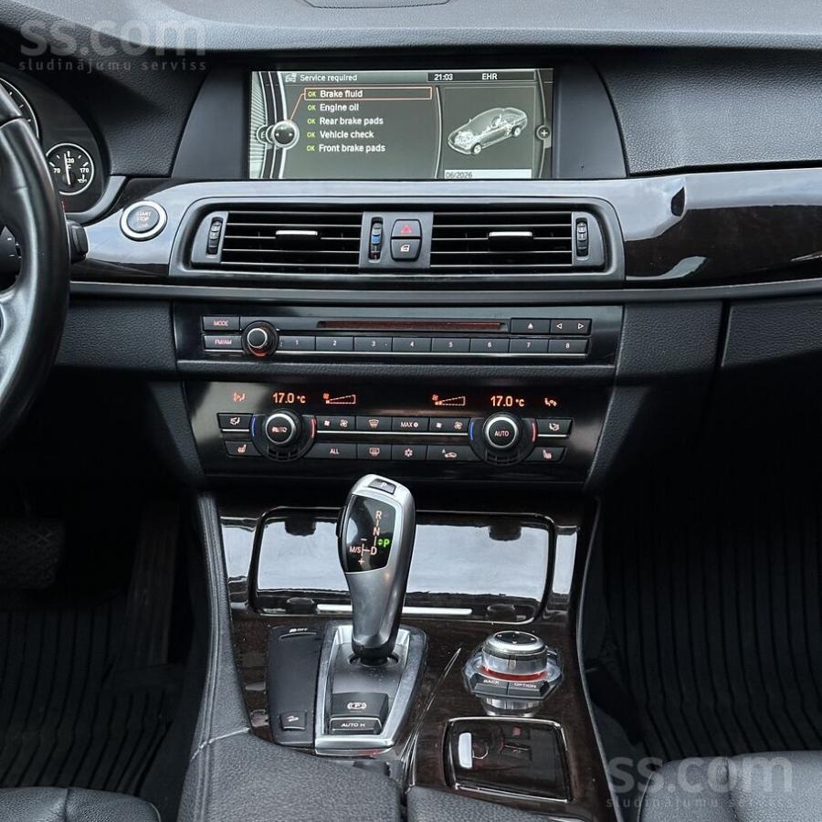 Black BMW 535 2011 in Riga, with an engine capacity of 3.00 L and mileage of 229 thousand km for 8700 €, photo 15 on AUTOMOTO.COM.LV