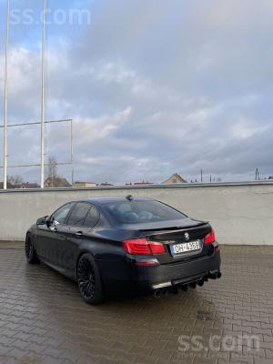 Black BMW 535 2011 in Daugavpils, with an engine capacity of 3.00 L and mileage of 324 thousand km for 11750 €, photo  on AUTOMOTO.COM.LV