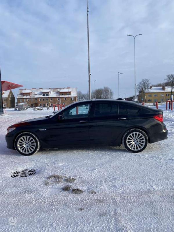 Black BMW 535 2011 in Klaipeda, with an engine capacity of 2.98 L and mileage of 240 thousand km for 8200 €, photo 10 on AUTOMOTO.COM.LV