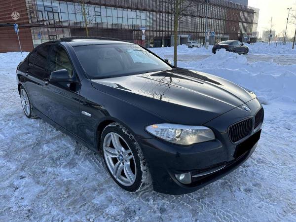 Melns BMW 535 2011 Klaipėda, ar dzinēja tilpumu 2.98 L un nobraukumu 300 tūkst. km par 6999 €, foto 2 vietnē AUTOMOTO.COM.LV