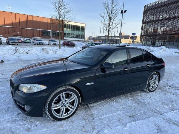 Melns BMW 535 2011 Klaipėda, ar dzinēja tilpumu 2.98 L un nobraukumu 300 tūkst. km par 6999 €, foto 6 vietnē AUTOMOTO.COM.LV