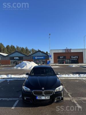 Black BMW 535 2011 in Riga, with an engine capacity of 3.00 L and mileage of 270 thousand km for 14000 €, photo 4 on AUTOMOTO.COM.LV