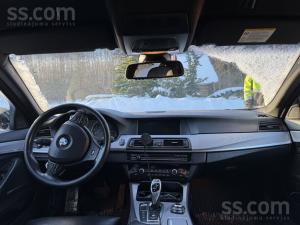 Black BMW 535 2011 in Riga, with an engine capacity of 3.00 L and mileage of 270 thousand km for 14000 €, photo 8 on AUTOMOTO.COM.LV