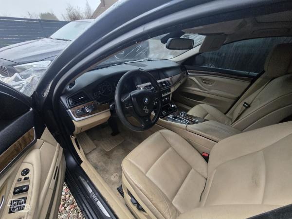 Black BMW 535 2011 in Gargzdai, with an engine capacity of 3.00 L and mileage of 200 thousand km for 1499 €, photo 10 on AUTOMOTO.COM.LV