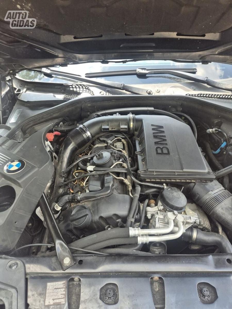 Black BMW 535 2011 in Vilkaviskis, with an engine capacity of 3.00 L and mileage of 270 thousand km for 9200 €, photo 16 on AUTOMOTO.COM.LV