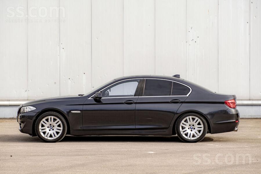 Melns BMW 535 2011 Jelgava, ar dzinēja tilpumu 3.00 L un nobraukumu 178 tūkst. km par 10900 €, foto 3 vietnē AUTOMOTO.COM.LV