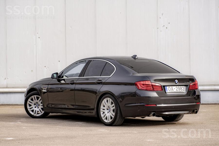 Melns BMW 535 2011 Jelgava, ar dzinēja tilpumu 3.00 L un nobraukumu 178 tūkst. km par 10900 €, foto 4 vietnē AUTOMOTO.COM.LV