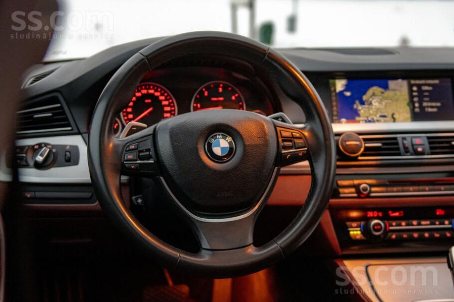Melns BMW 535 2011 Jelgava, ar dzinēja tilpumu 3.00 L un nobraukumu 178 tūkst. km par 10900 €, foto 11 vietnē AUTOMOTO.COM.LV