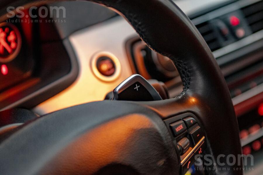 Melns BMW 535 2011 Jelgava, ar dzinēja tilpumu 3.00 L un nobraukumu 178 tūkst. km par 10900 €, foto 12 vietnē AUTOMOTO.COM.LV