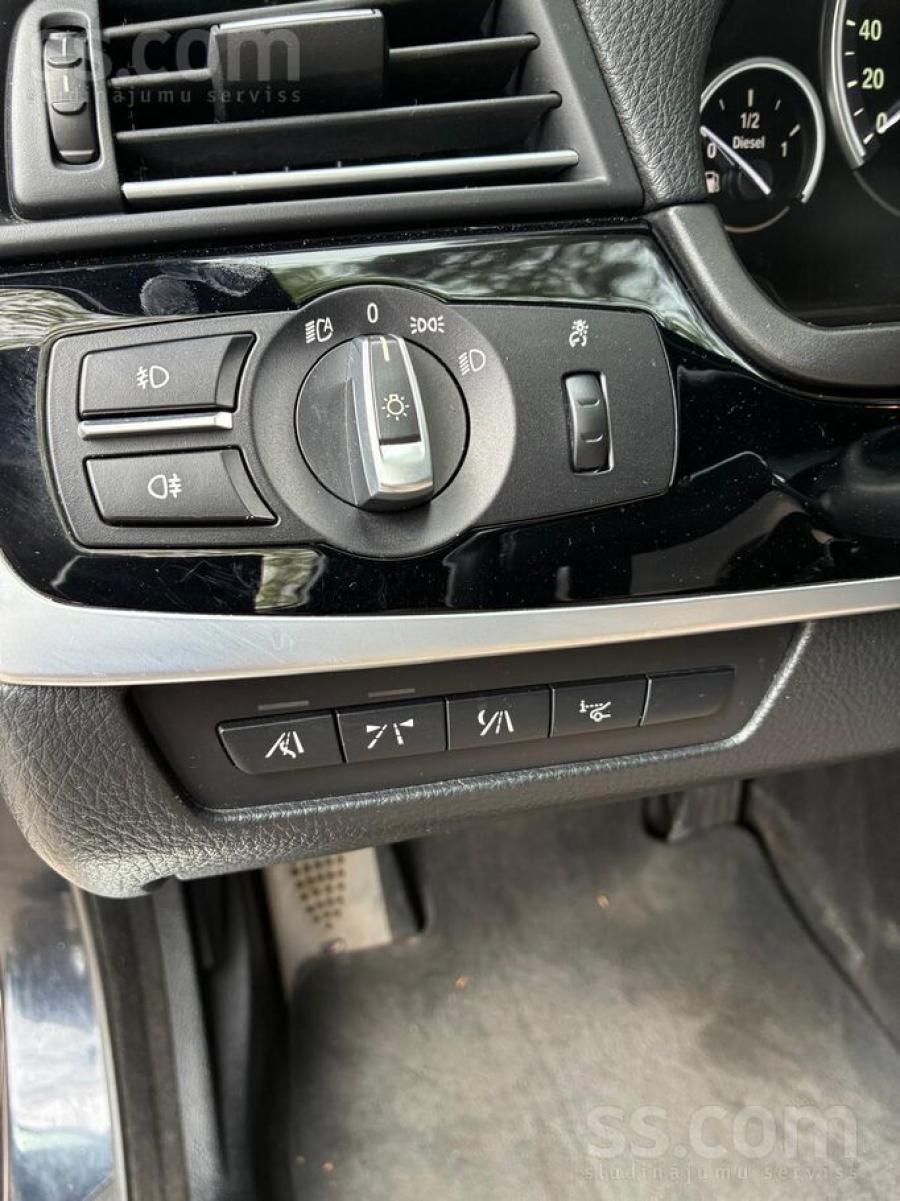 Black BMW 535 2011 in Riga, with an engine capacity of 3.00 L and mileage of 231 thousand km for 16100 €, photo 9 on AUTOMOTO.COM.LV