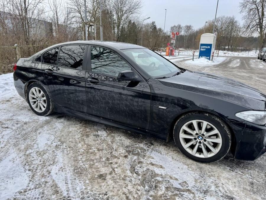 Melns BMW 535 2011 Rīga, ar dzinēja tilpumu 3.00 L un nobraukumu 308 tūkst. km par 10200 €, foto 5 vietnē AUTOMOTO.COM.LV