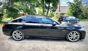 Black BMW 535 2011 in Riga, with an engine capacity of 3.00 L and mileage of 308 thousand km for 12900 €, photo 4 on AUTOMOTO.COM.LV