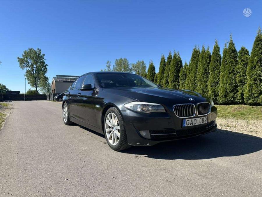 Melns BMW 535 2011 Viļņa, ar dzinēja tilpumu 2.98 L un nobraukumu 339 tūkst. km par 7500 €, foto 3 vietnē AUTOMOTO.COM.LV