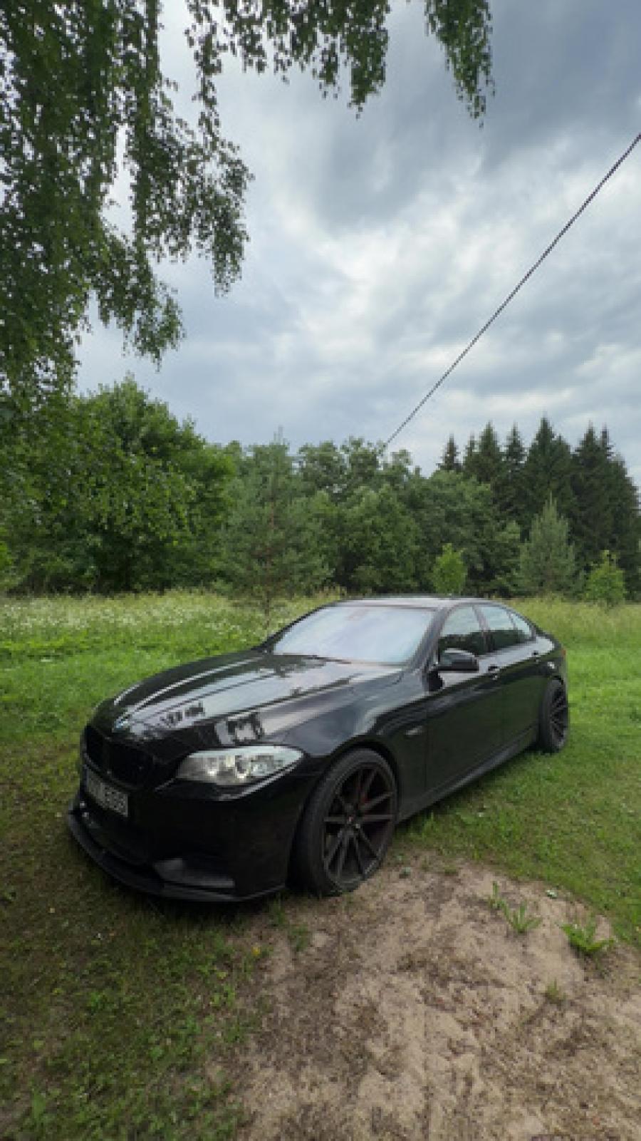 Melns BMW 535 2011 Narva, ar dzinēja tilpumu 3.00 L un nobraukumu 262 tūkst. km par 16000 €, foto 3 vietnē AUTOMOTO.COM.LV