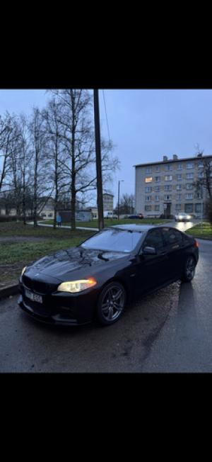 Melns BMW 535 2011 Narva, ar dzinēja tilpumu 3.00 L un nobraukumu 262 tūkst. km par 16000 €, foto 6 vietnē AUTOMOTO.COM.LV
