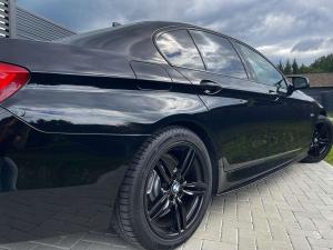 Black BMW 535 2011 in Vilnius, with an engine capacity of 2.98 L and mileage of 286 thousand km for 9700 €, photo 10 on AUTOMOTO.COM.LV