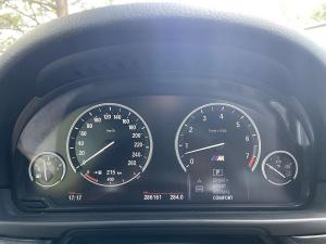 Black BMW 535 2011 in Vilnius, with an engine capacity of 2.98 L and mileage of 286 thousand km for 9700 €, photo 21 on AUTOMOTO.COM.LV