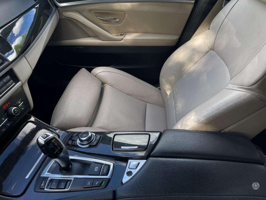 Black BMW 535 2011 in Vilnius, with an engine capacity of 2.98 L and mileage of 286 thousand km for 9700 €, photo 23 on AUTOMOTO.COM.LV