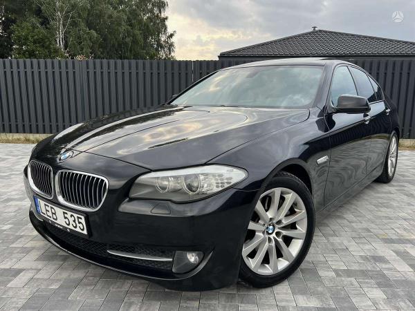 Black BMW 535 2011 in Vilnius, with an engine capacity of 2.98 L and mileage of 301 thousand km for 6500 €, photo 1 on AUTOMOTO.COM.LV
