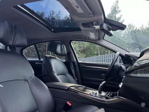 Black BMW 535 2011 in Vilnius, with an engine capacity of 2.98 L and mileage of 301 thousand km for 6500 €, photo 16 on AUTOMOTO.COM.LV