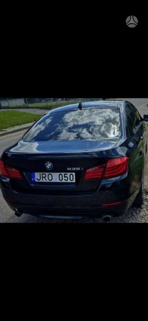 Melns BMW 535 2011 Viļņa, ar dzinēja tilpumu 2.98 L un nobraukumu 299 tūkst. km par 7300 €, foto 7 vietnē AUTOMOTO.COM.LV